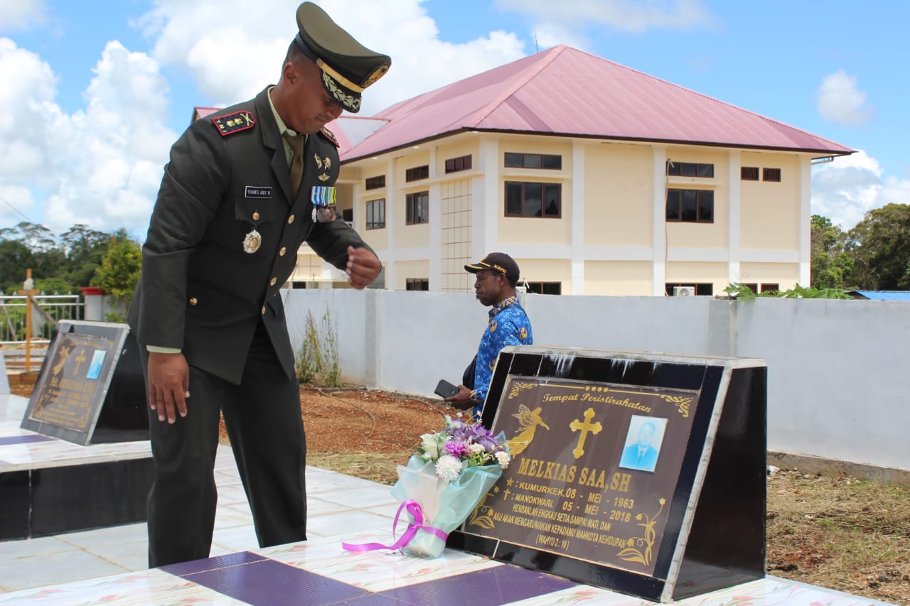 Dandim 1809/Maybrat Hadiri Upacara HUT ke-15 Kabupaten Maybrat Tahun ...